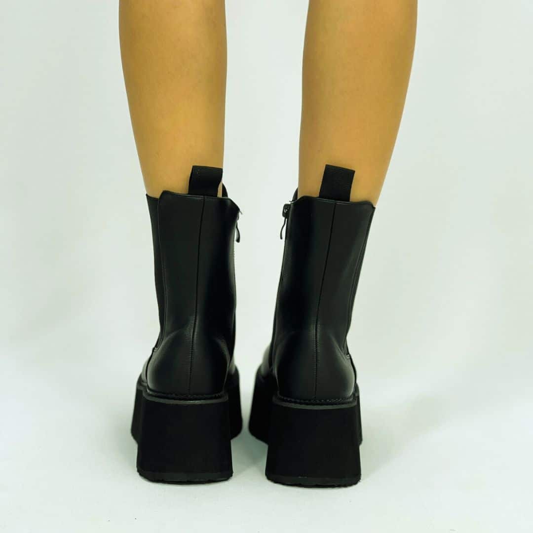Elevate Platform Boots – Styler